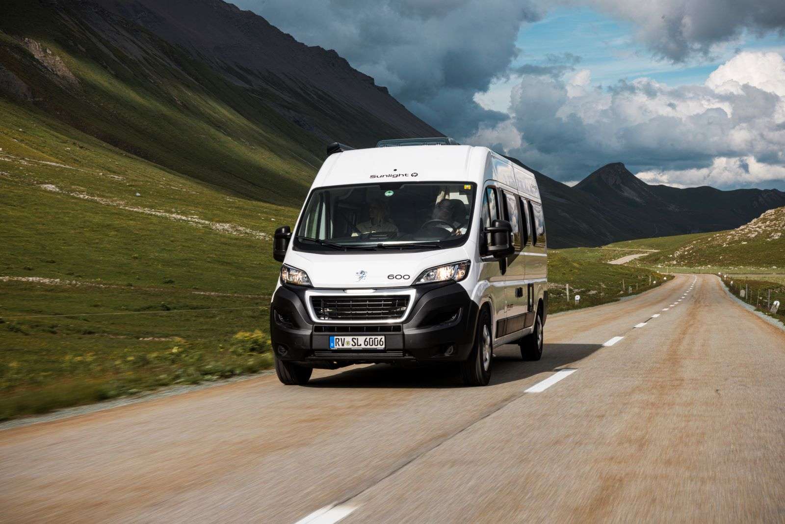 SUNLIGHT Camper Van CLIFF 600 und CLIFF 640